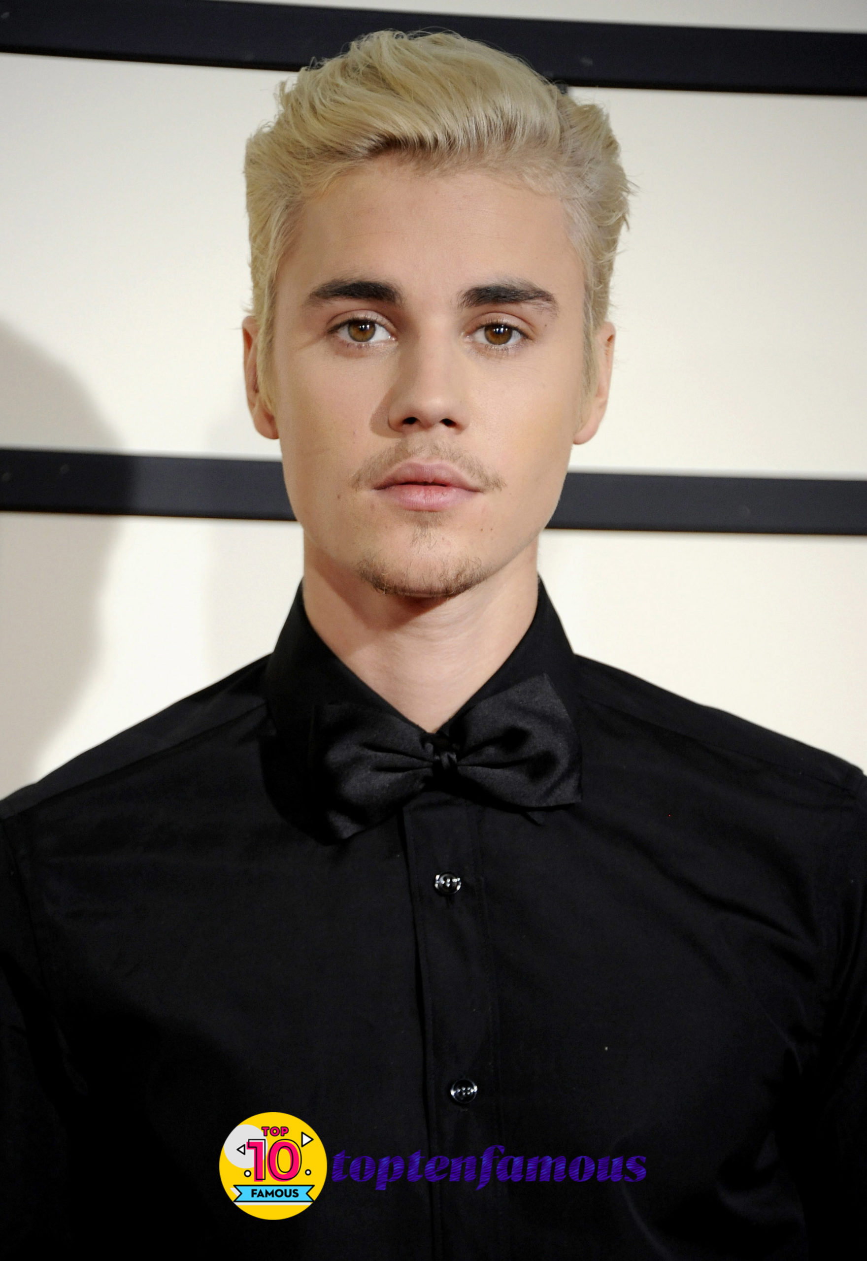 Justin Bieber Hairstyle: Top 7 Iconic Hairstyles - Toptenfamous.co